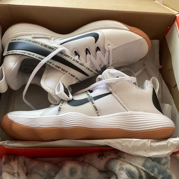 Nike | Shoes | Brand New React Hyperset Volleyball Court Shoes Have Not ...